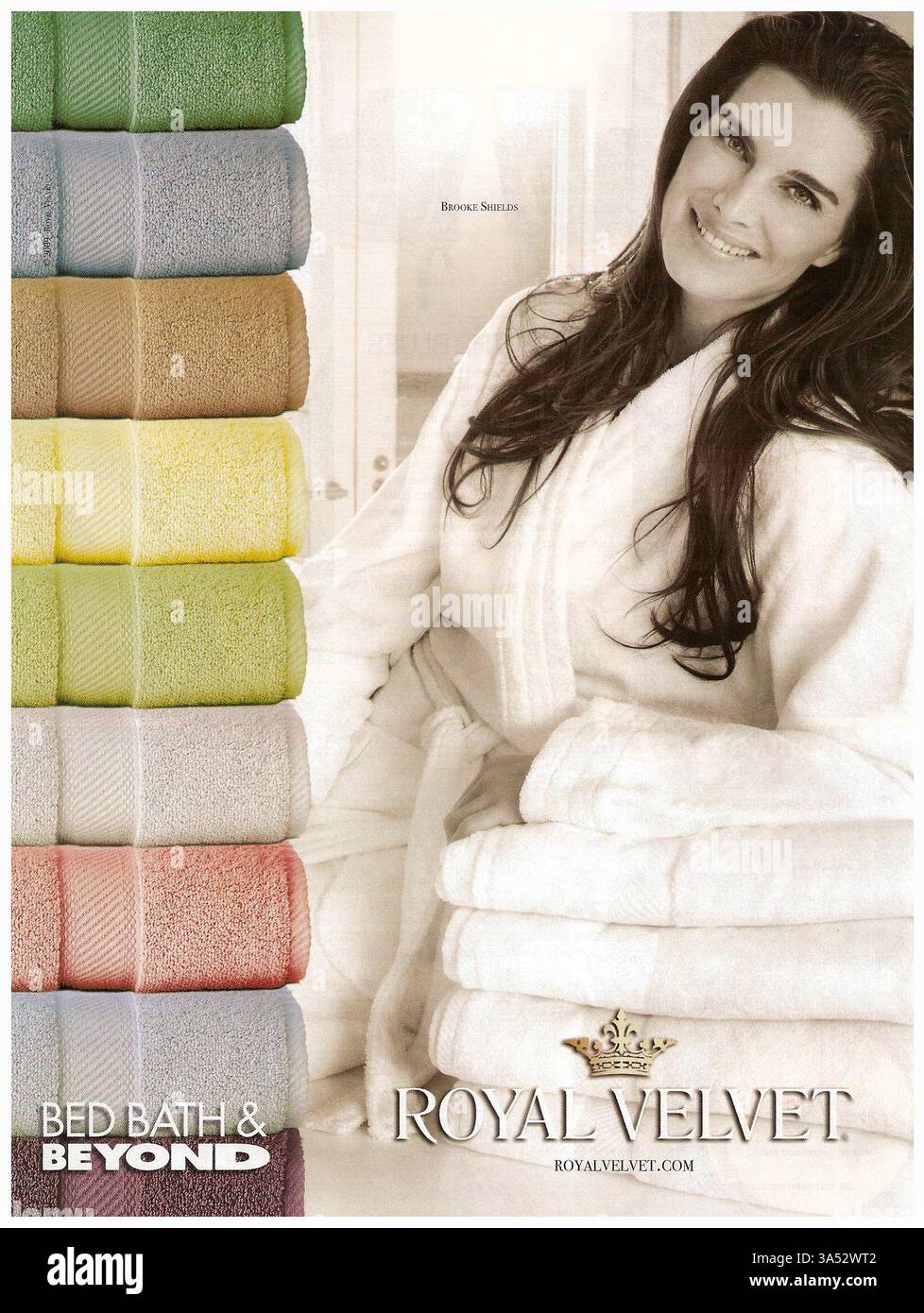 2009 Royal Velvet Towels print ad featuring Actress Brooke Shields ...