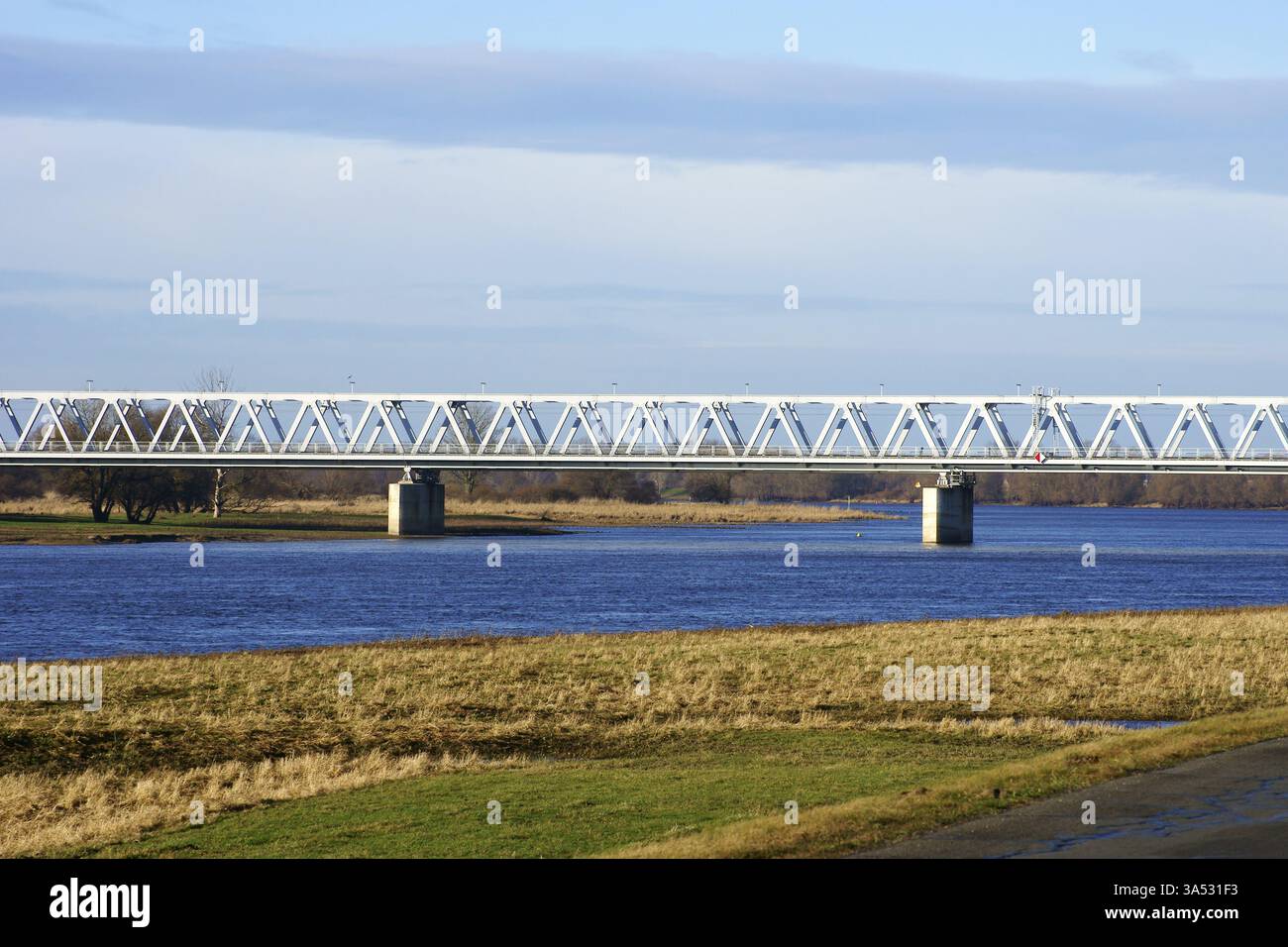 Elbe railroad bridges hi-res stock photography and images - Alamy