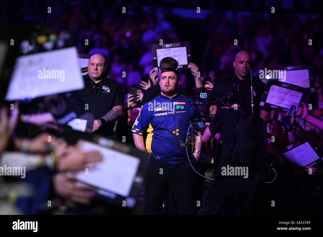 Utilita Arena, Cardiff, UK. 20th Mar, 2025. 2025 PDC Premier League ...