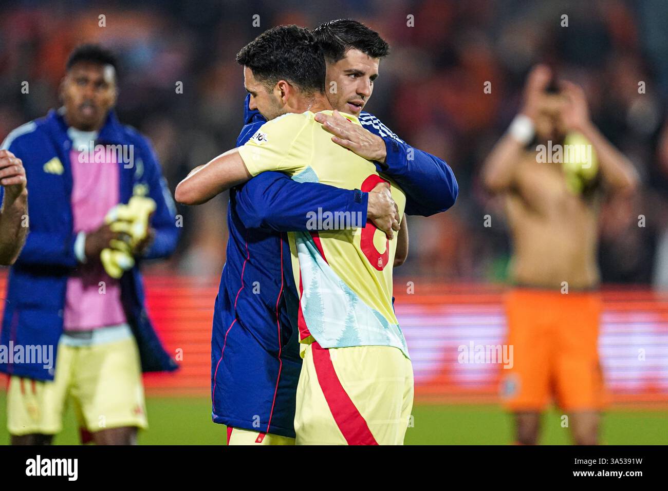 ROTTERDAM, NETHERLANDS - MARCH 20: Álvaro Morata of Spain, Mikel Merino ...