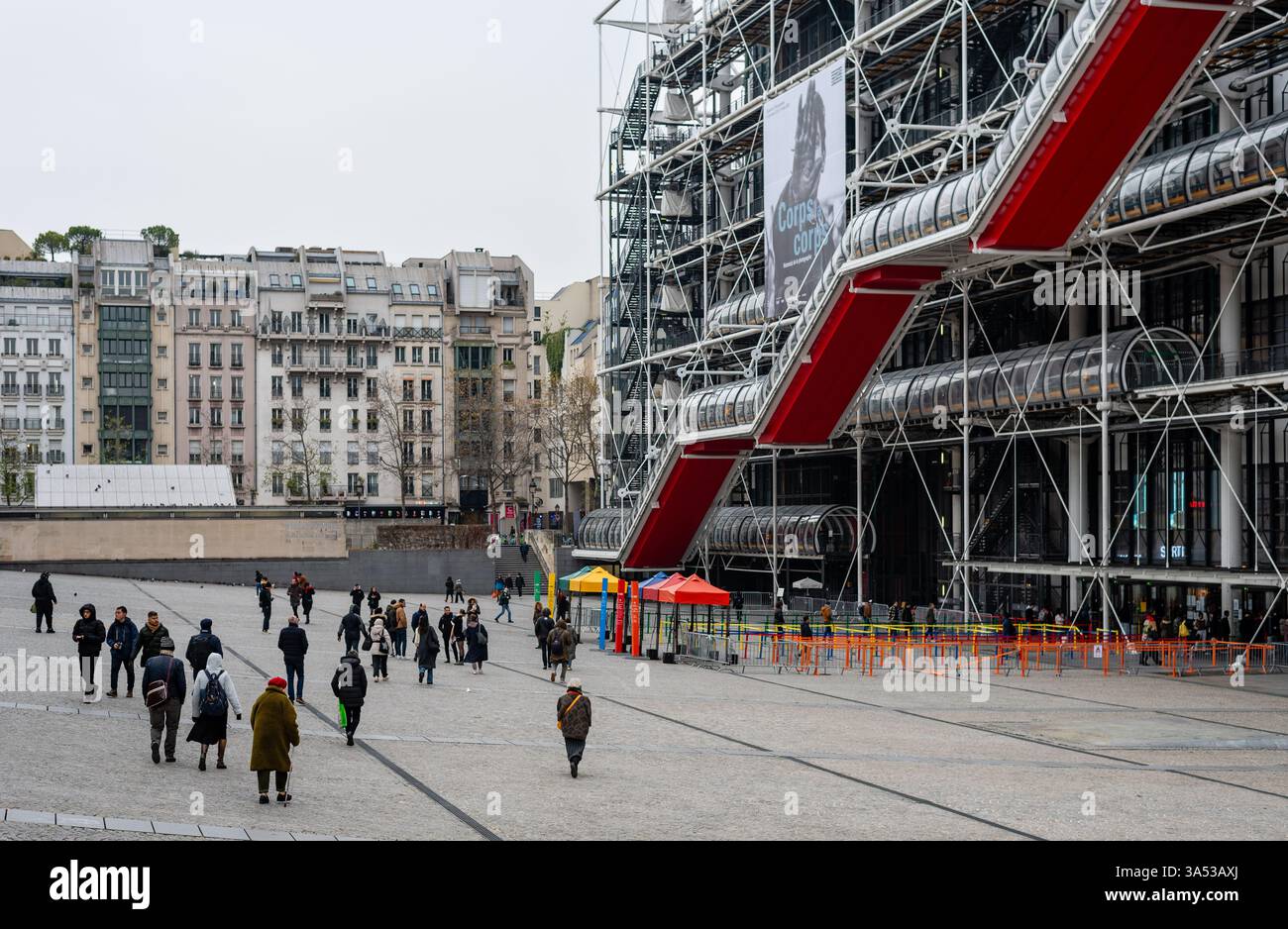 Paris pompidou centre outdoor hi-res stock photography and images - Alamy