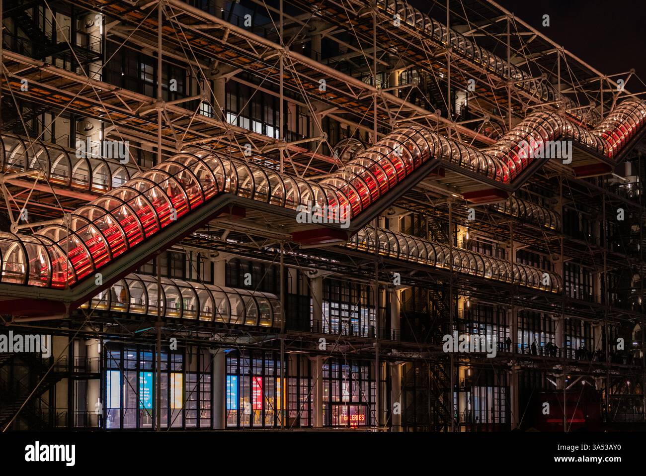 View of the Centre Pompidou in Paris at night Stock Photo - Alamy