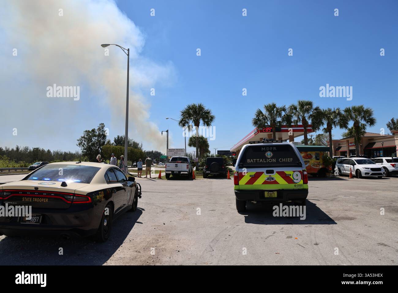 Florida City, Fl, USA. 20th Mar, 2025. A massive brush fire in South ...