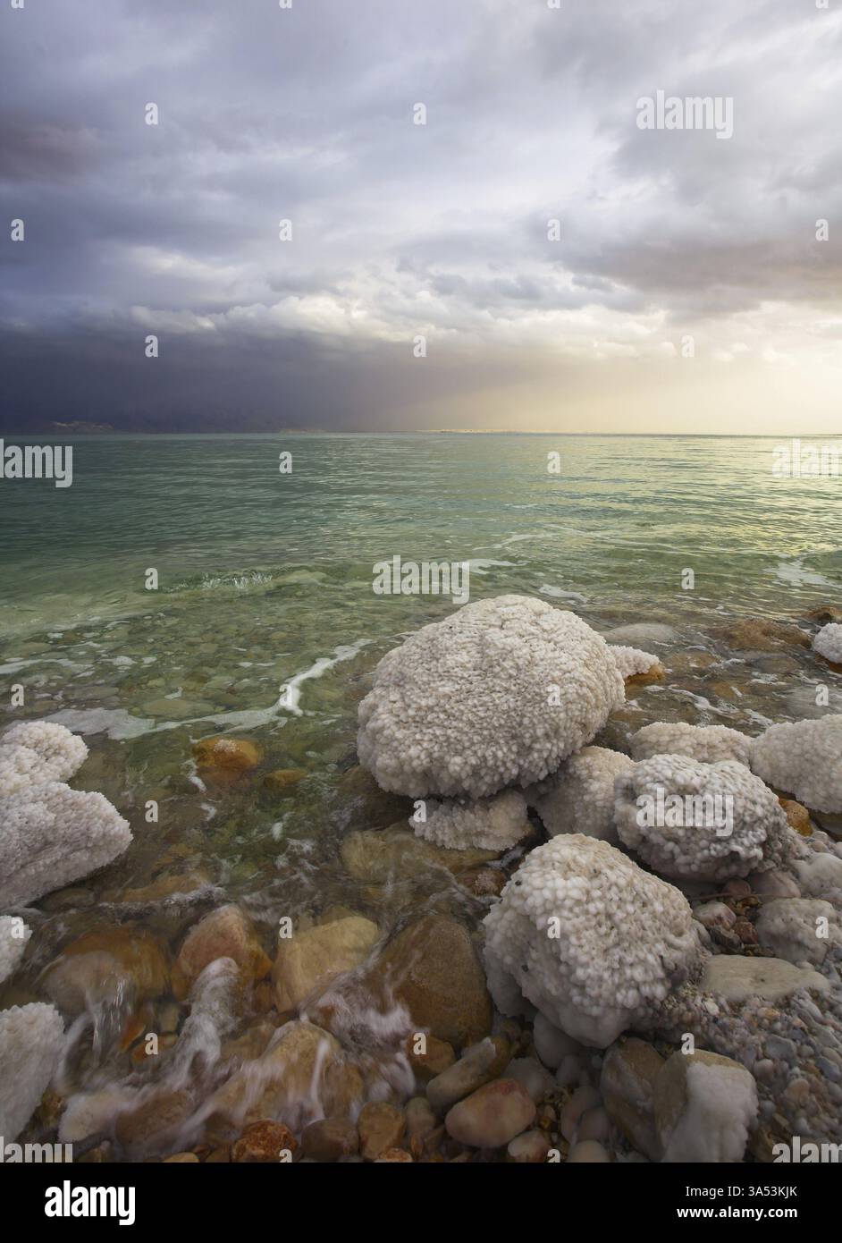 Improbable light effects during a thunder-storm on the Dead Sea Stock ...