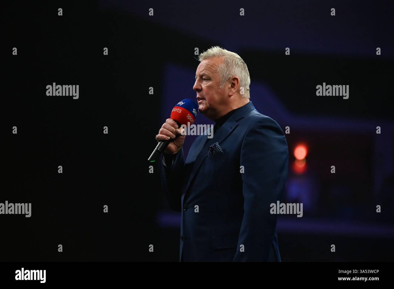 Utilita Arena, Cardiff, UK. 20th Mar, 2025. 2025 PDC Premier League ...