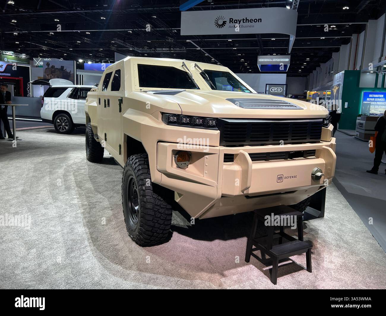Military vehicle off road hi-res stock photography and images - Alamy