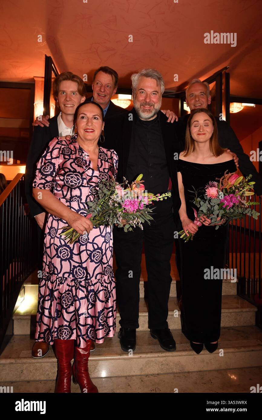 Ursula Maria Burkhart, Fabian Witkowski, Jochaim Vollrath, Ralf Komorr ...