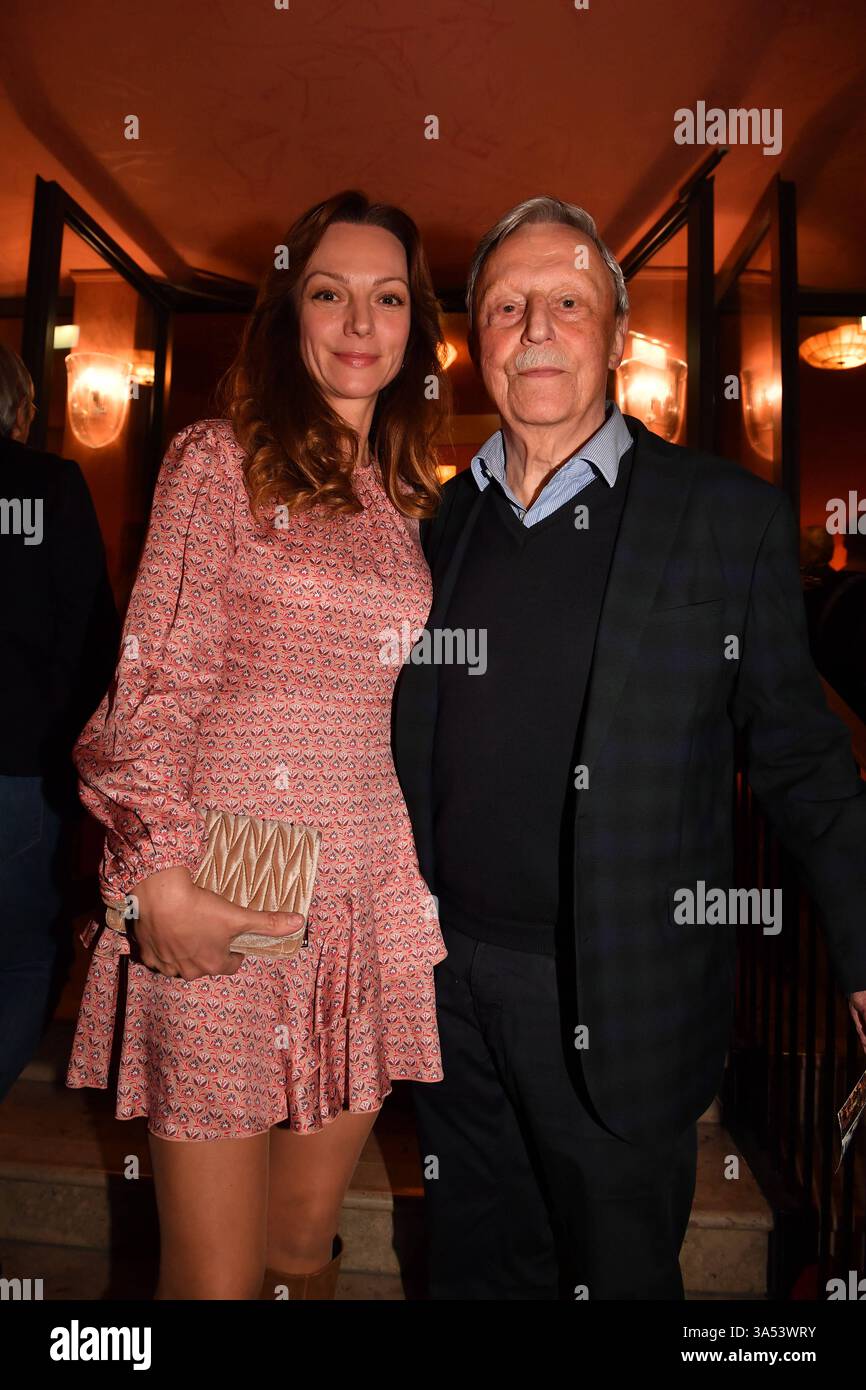 Viola Wedekind mit Vater Michael Wedekind / Premiere / Kardinalfehler ...