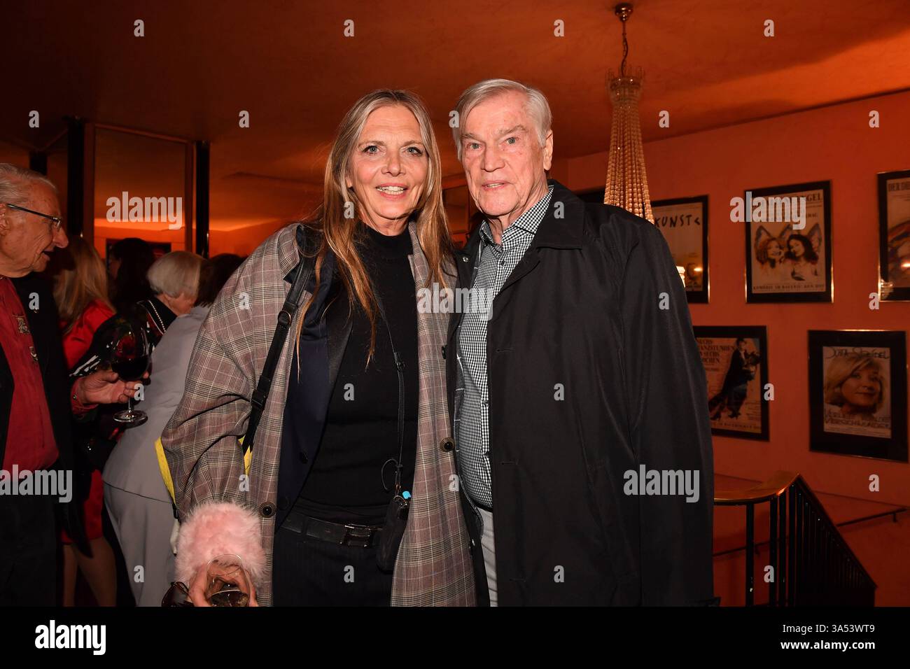 Nicole Belstler-Boettcher und Jochen Busse / Premiere / Kardinalfehler ...