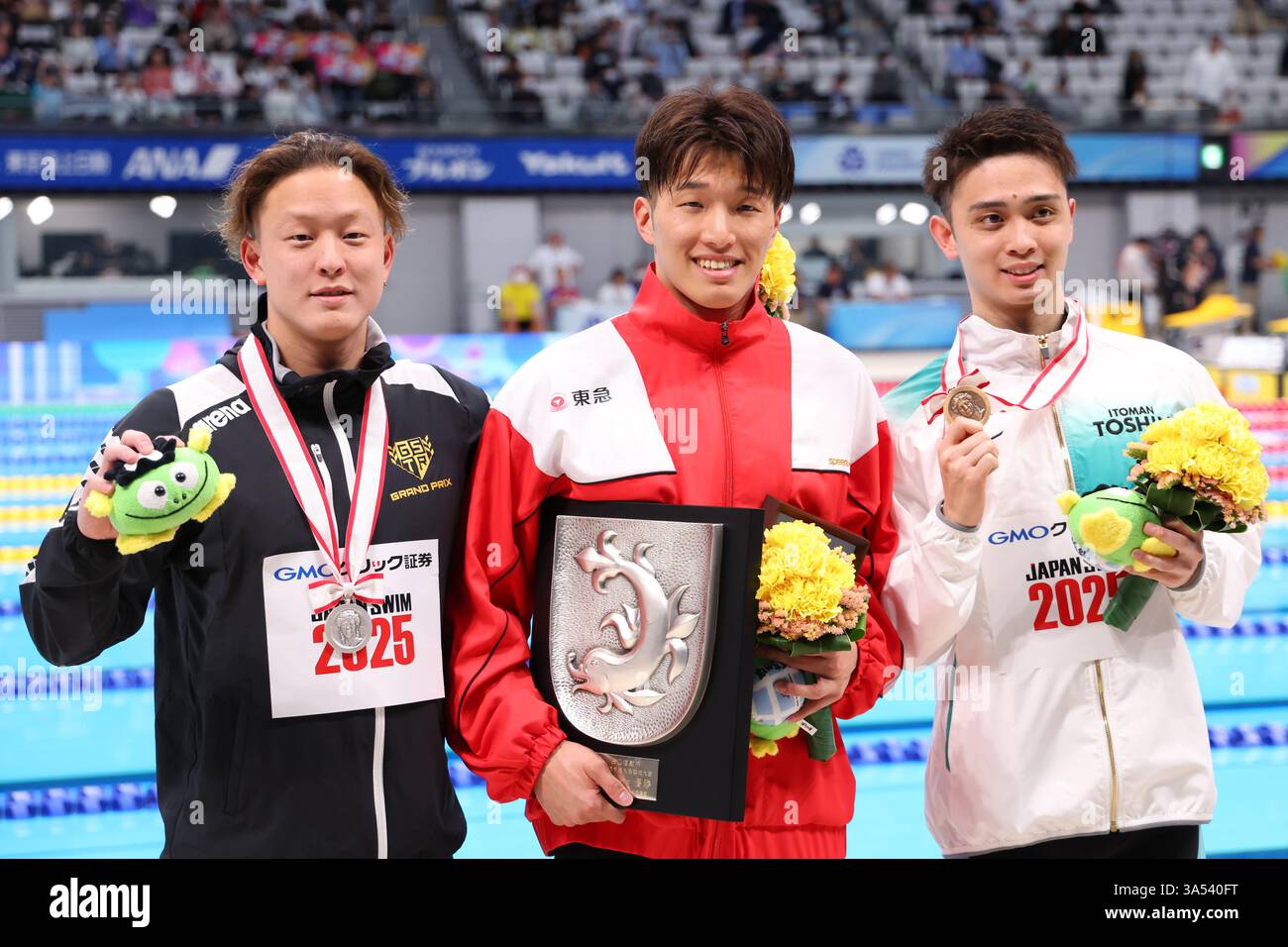 Tokyo Aquatics Centre, Tokyo, Japan. 20th Mar, 2025. (L-R) Taku ...