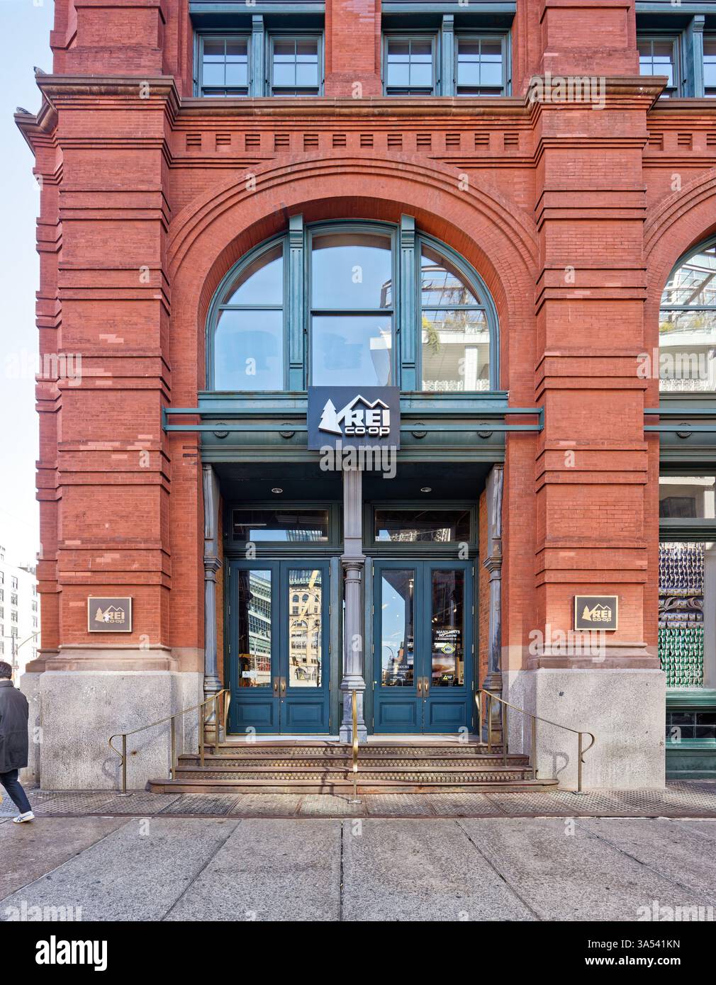 One of the entrances to Puck Building retail spaces along Lafayette ...
