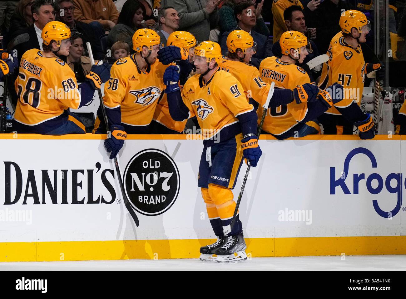 Nashville Predators center Steven Stamkos (91) celebrates his goal with ...