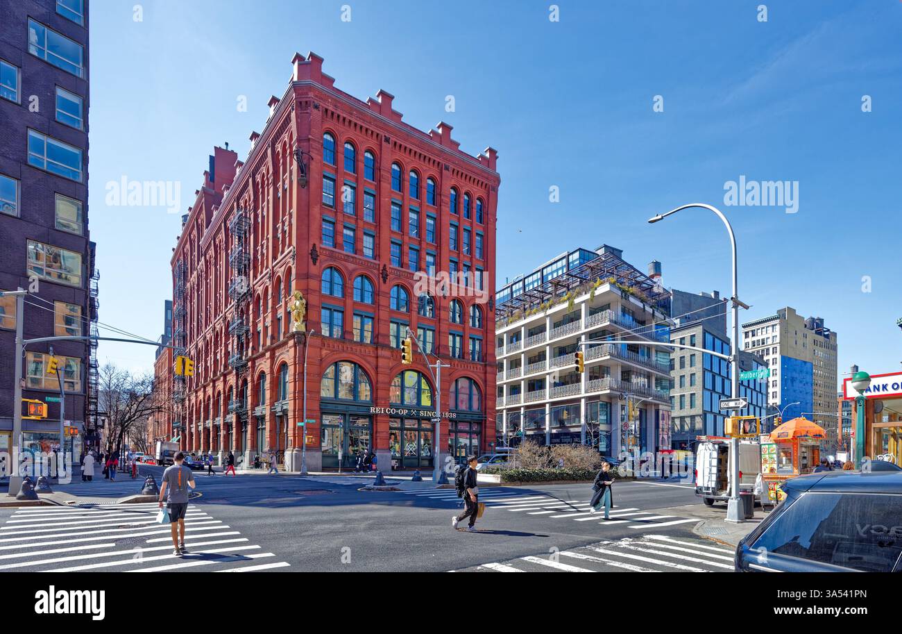 Puck Building's East Houston Street and Mulberry Street facades, viewed ...