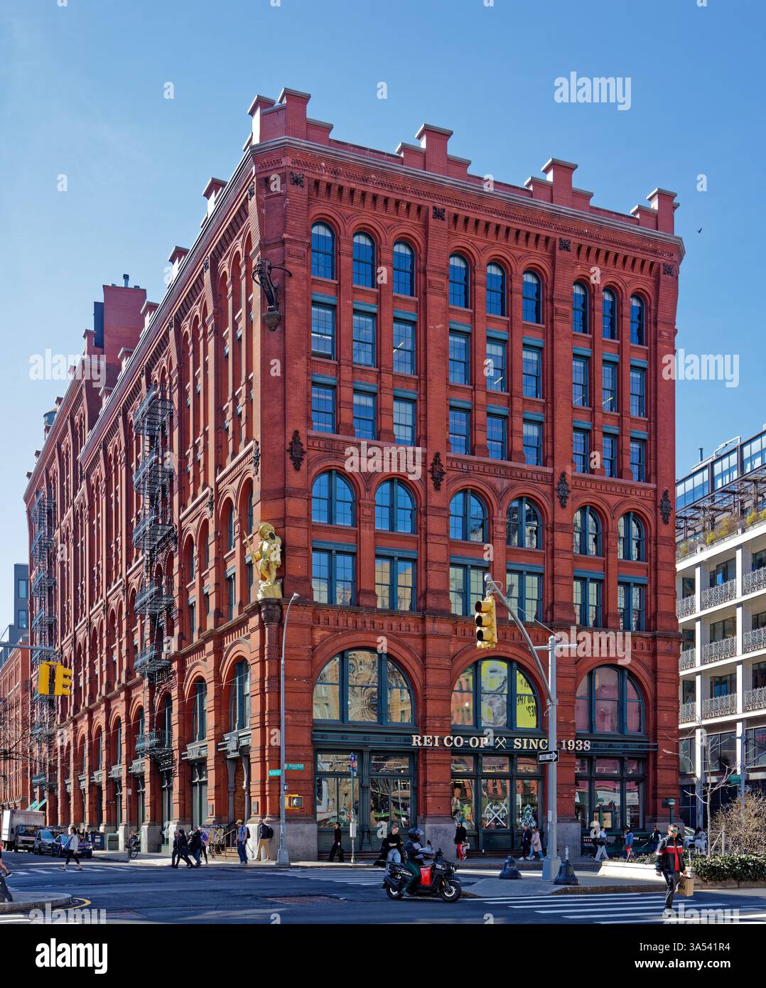 Puck Building's East Houston Street and Mulberry Street facades, viewed ...
