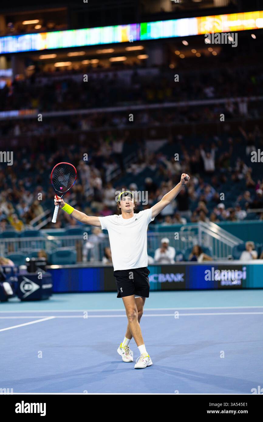 MIAMI GARDENS, FLORIDA - MARCH 20: Joao Fonseca of Brazil celebrates ...