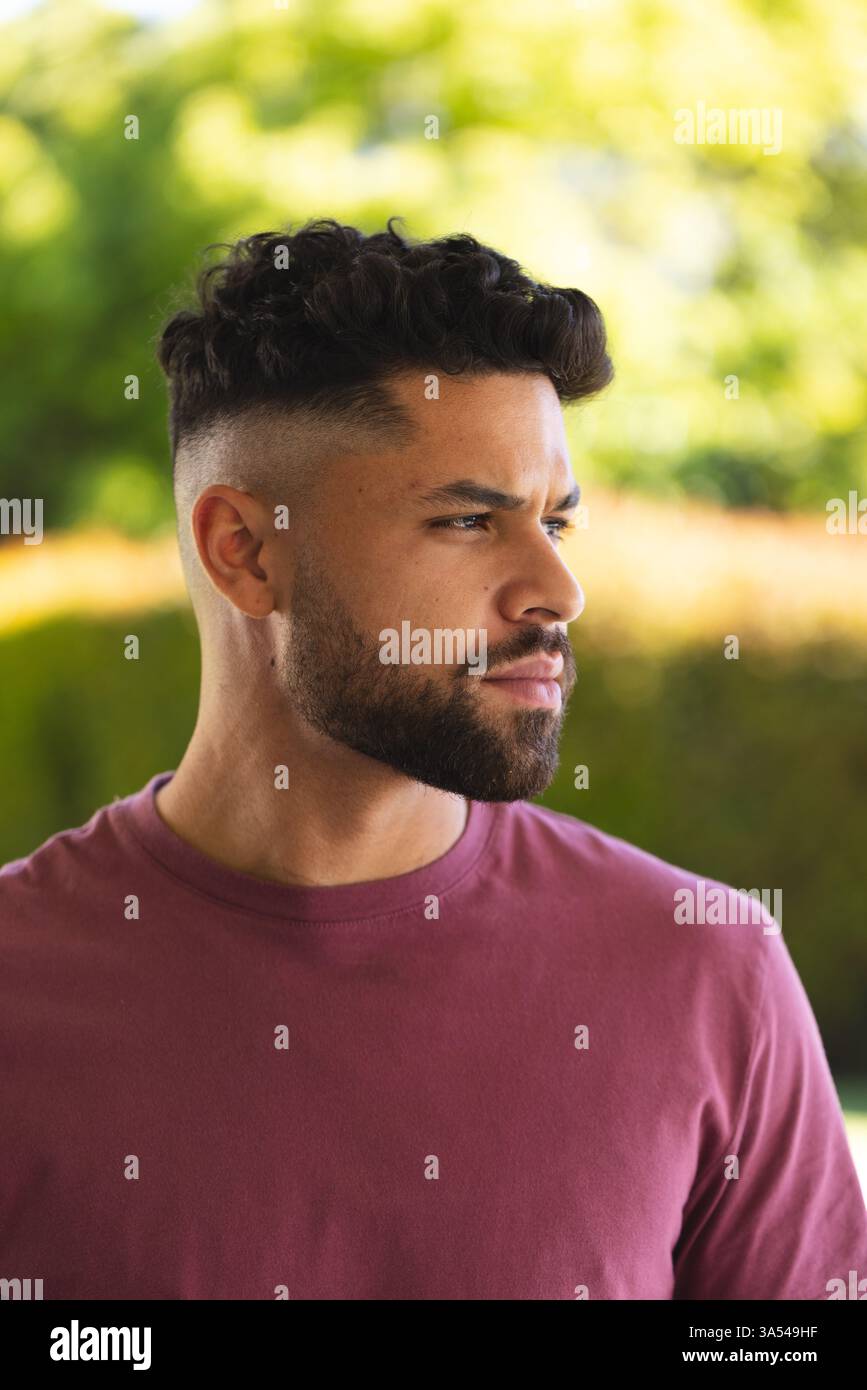 Young people wearing maroon hi-res stock photography and images - Alamy