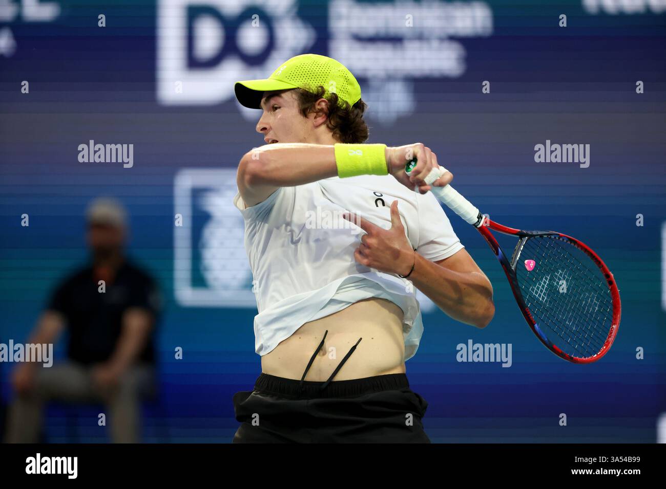 MIAMI GARDENS, FLORIDA - MARCH 20: Joao Fonseca of Brazil defeats ...