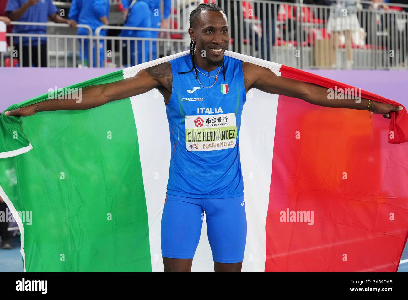 Andy Diaz Hernandez of Italy celebrates after winning gold medal in men ...
