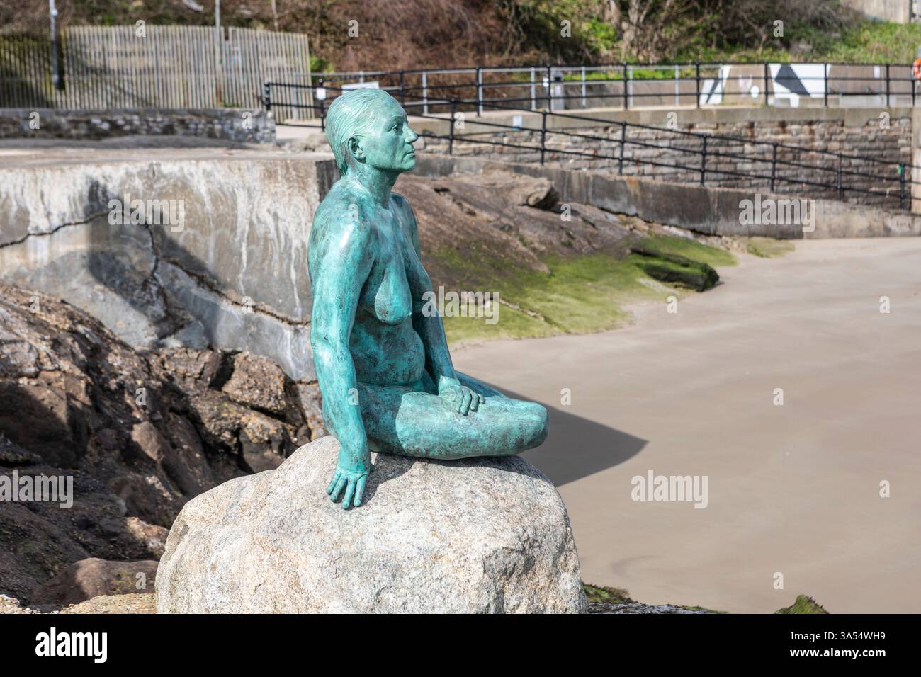 The Mermaid bronze by Cornelia Parker on Folkestone’s Sunny Sands beach ...