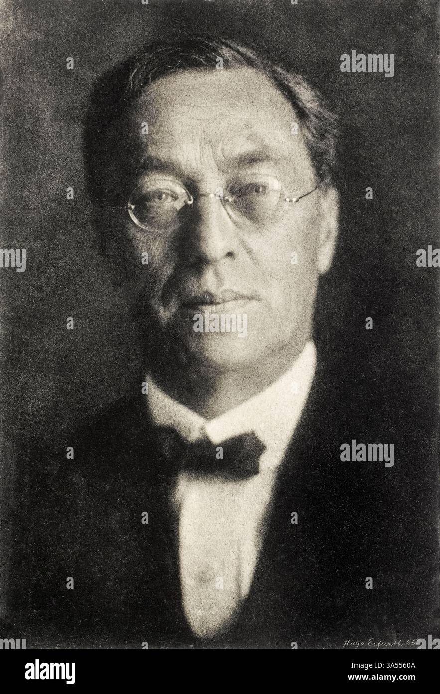 Kandinsky. Portrait photograph of the Russian abstract painter and art ...