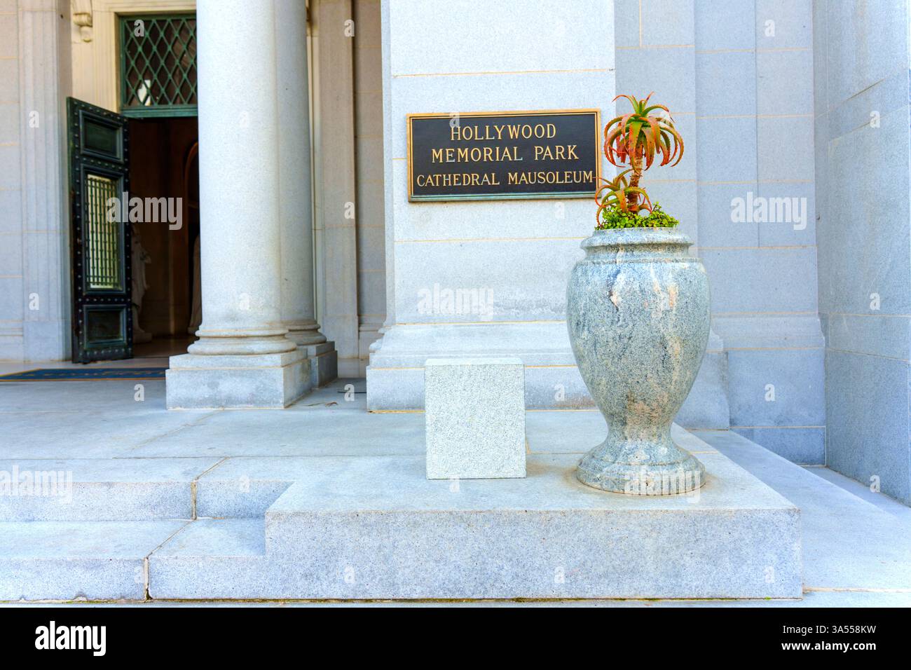Memorial corner set up hi-res stock photography and images - Alamy