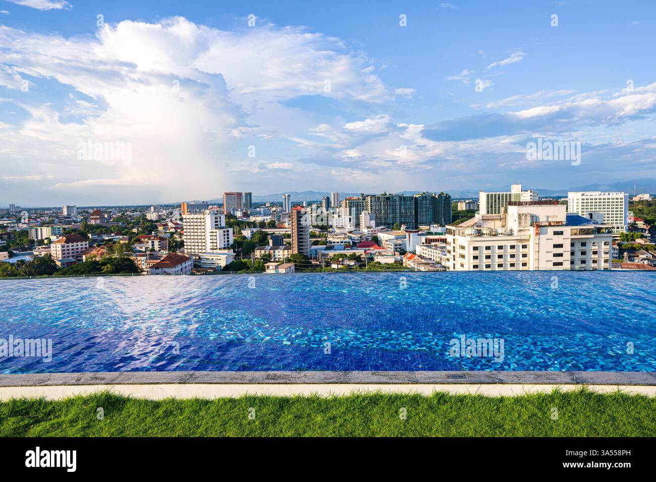 City infinity hi-res stock photography and images - Alamy