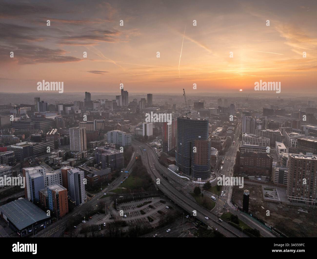 Aerial Sunrise View of Leeds City Stock Photo - Alamy