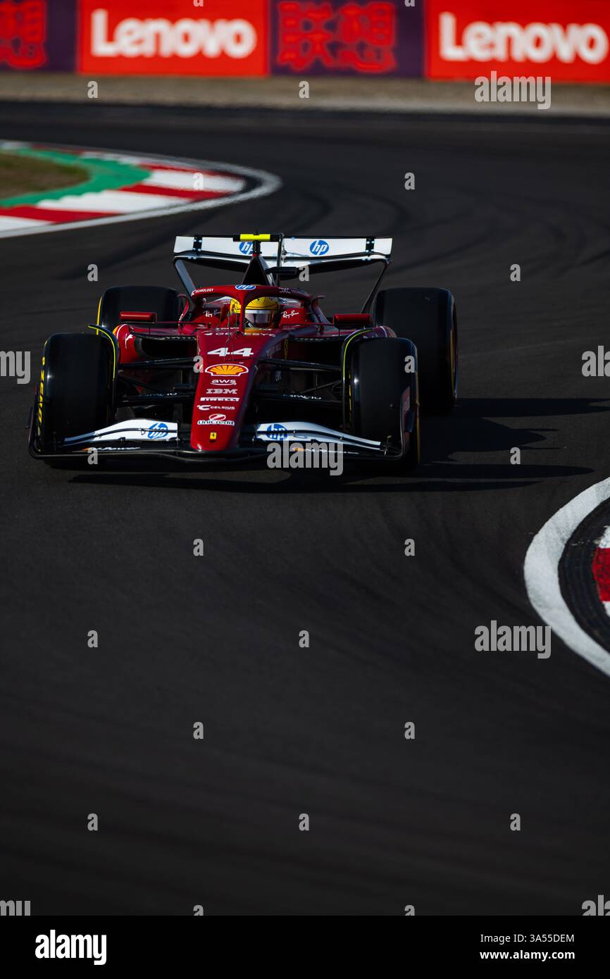 44 HAMILTON Lewis (gbr), Scuderia Ferrari SF-25, action during the ...