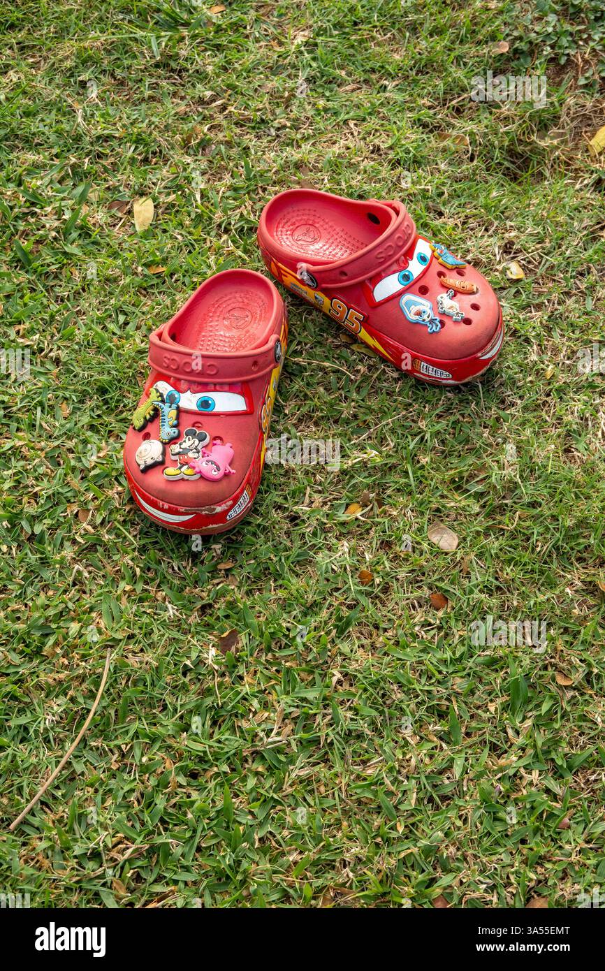 Disney Pixar Red Lightning McQueen Themed Kids Childrens Crocs Clogs ...