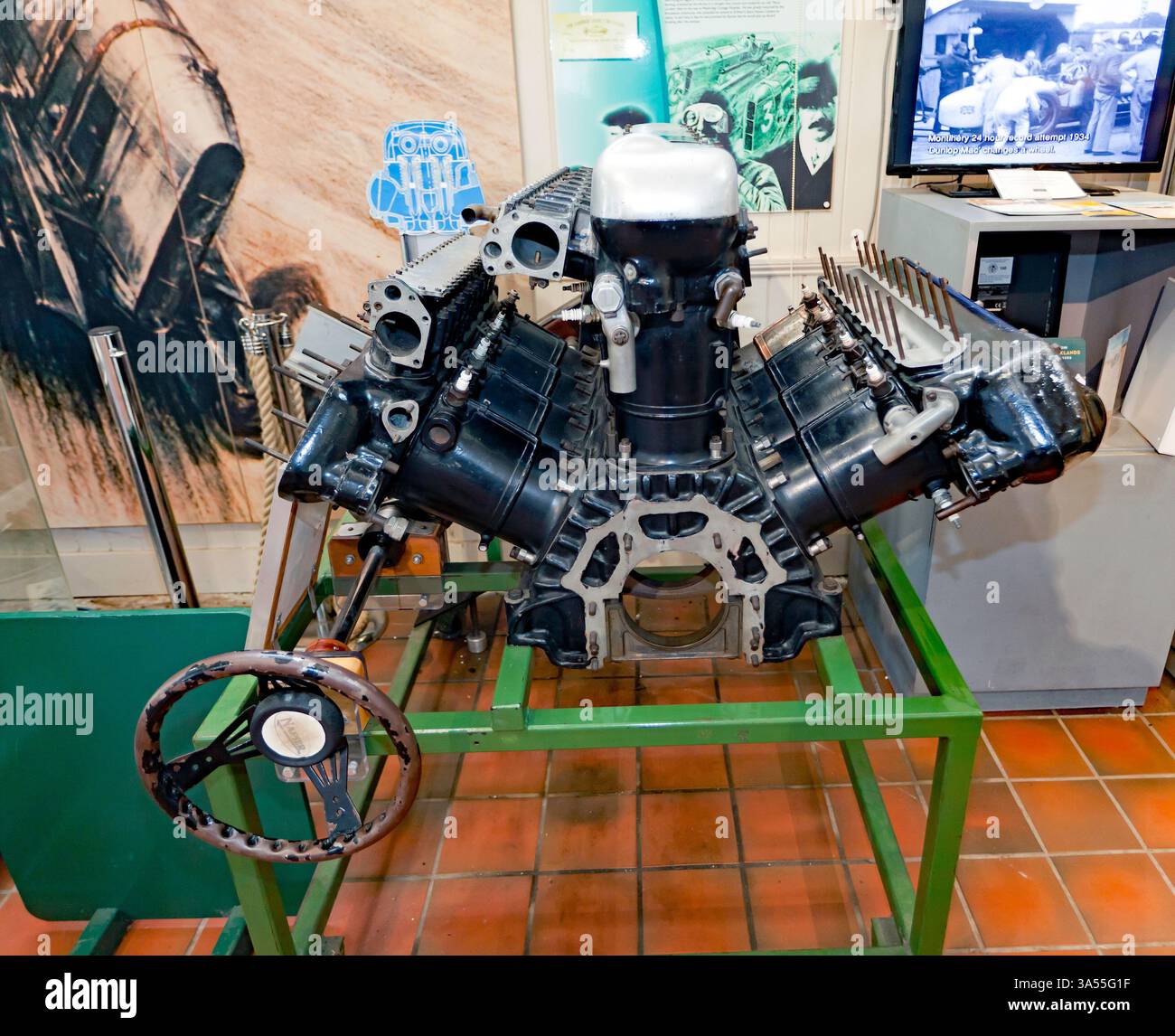 John cobbs 394 mph 634 km h railton mobil special hi-res stock ...