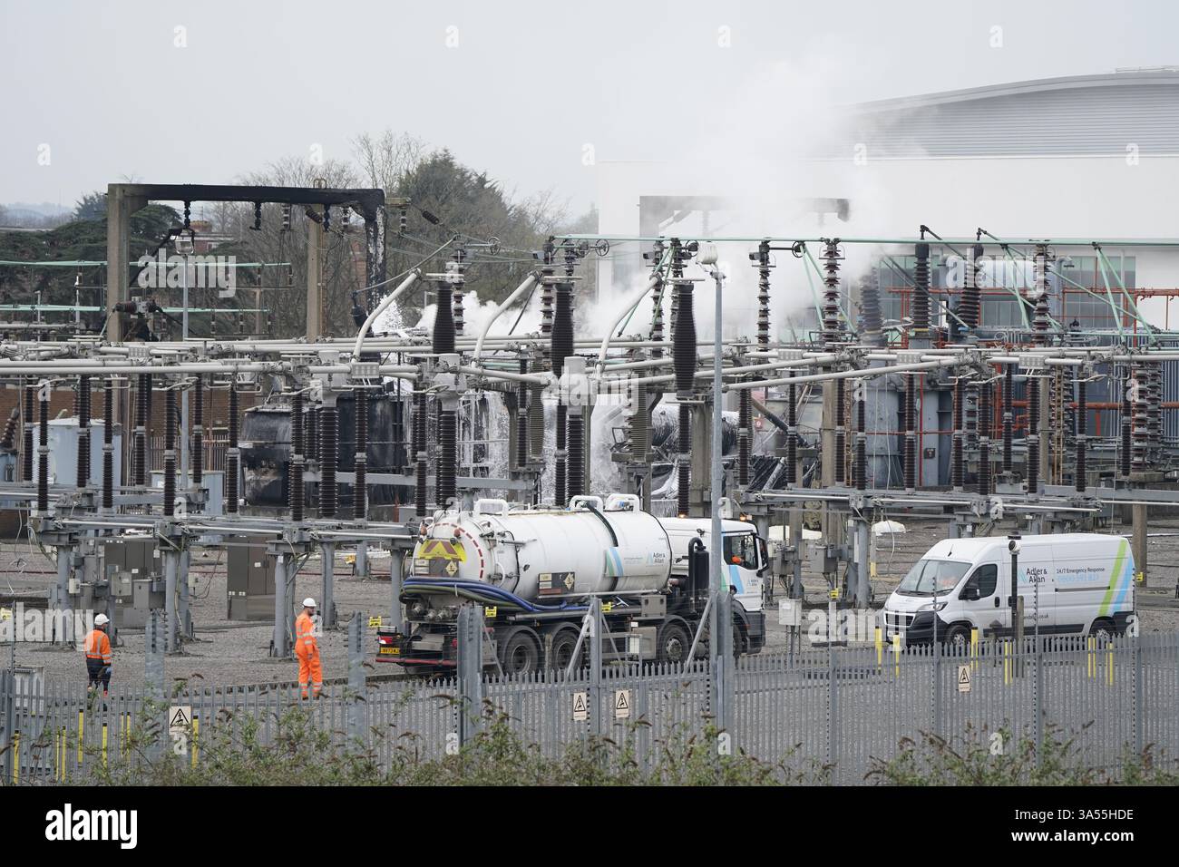 Electricity ampics hi-res stock photography and images - Alamy