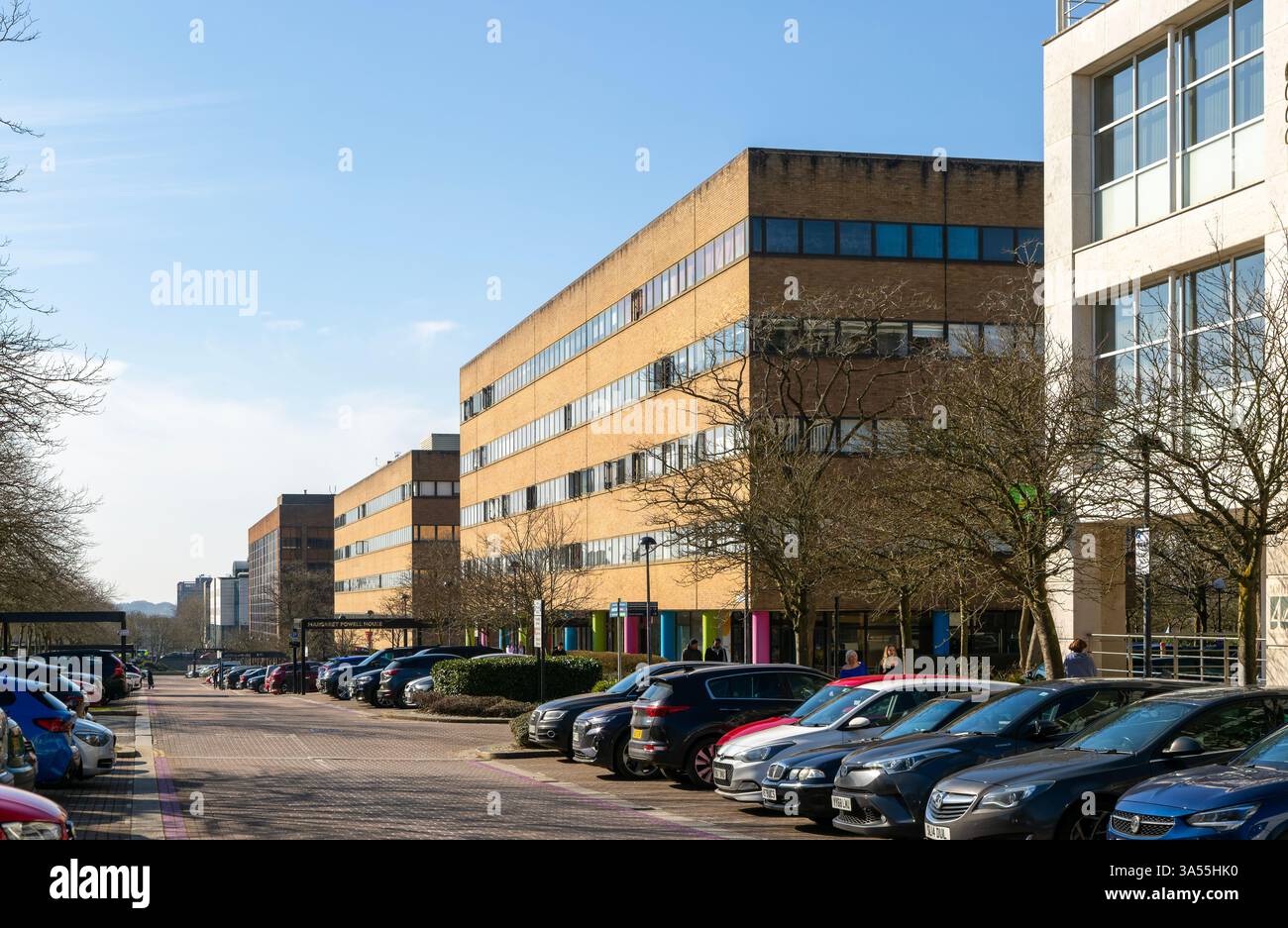 Office block buildings in Midsummer Boulevard, Milton Keynes Central ...