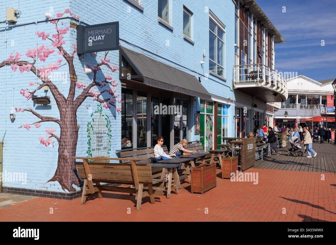 Mermaid Quay, Cardiff Bay, Wales, UK Stock Photo - Alamy