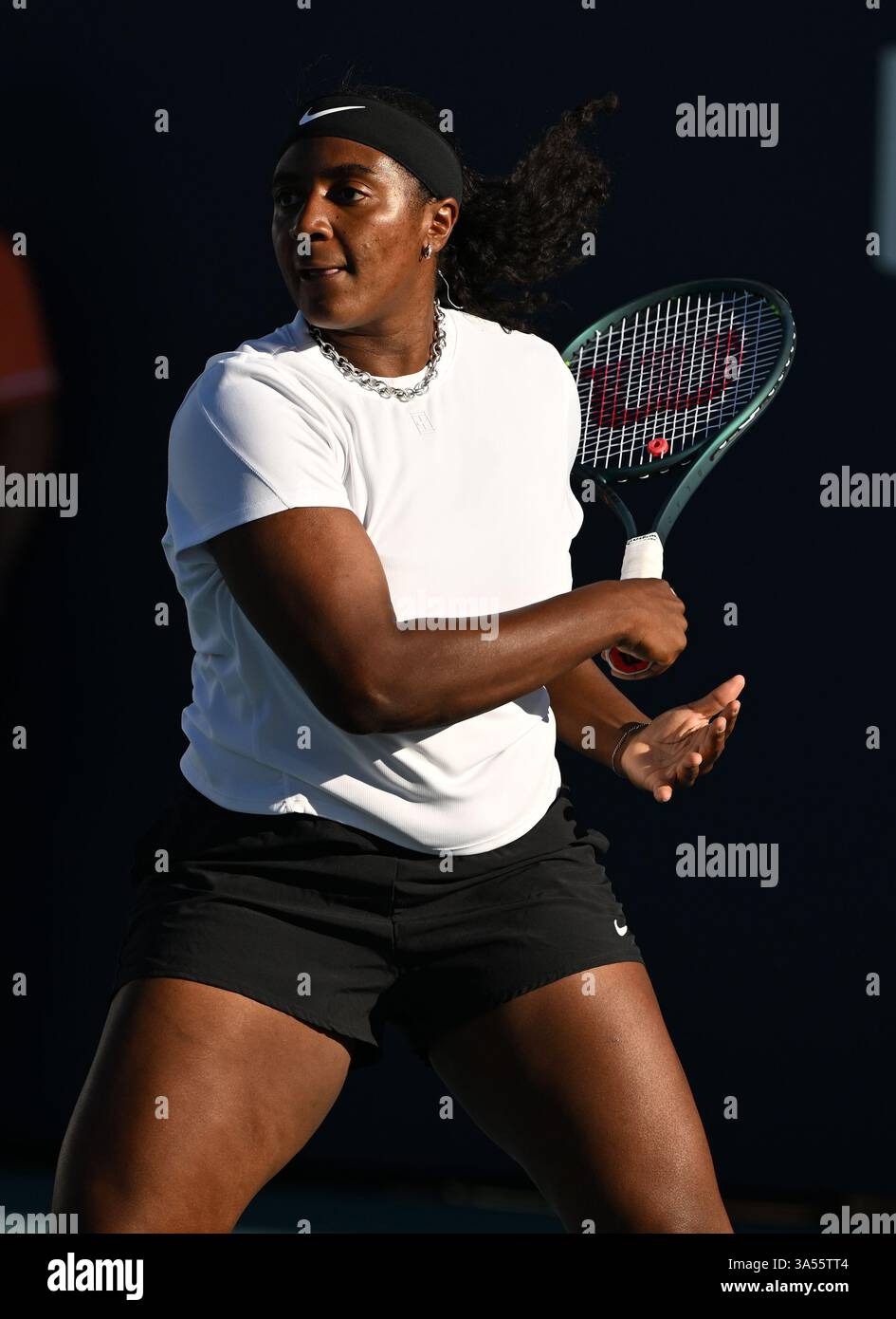 MIAMI GARDENS FL - MARCH 20: Daria Kasatkina Vs Hailey Baptiste during ...