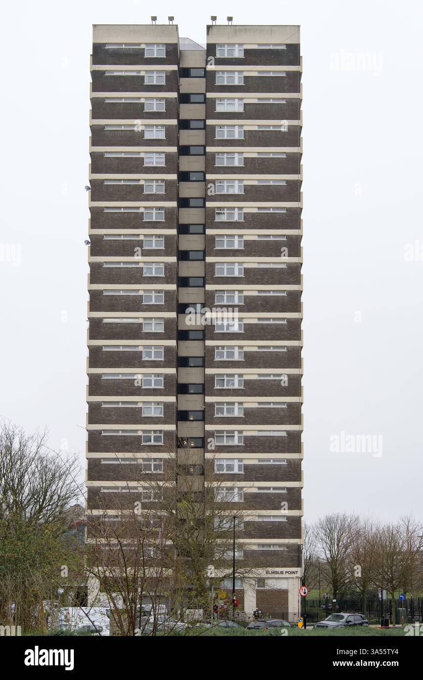 Multiple floor tall high hi-res stock photography and images - Alamy