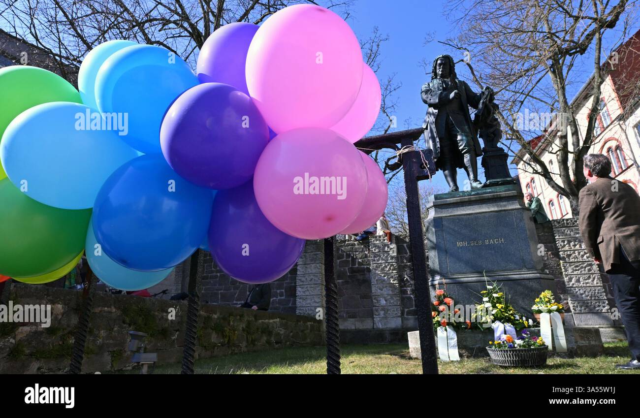 21 March 2025, Thuringia, Eisenach: The Bach memorial is decorated with ...