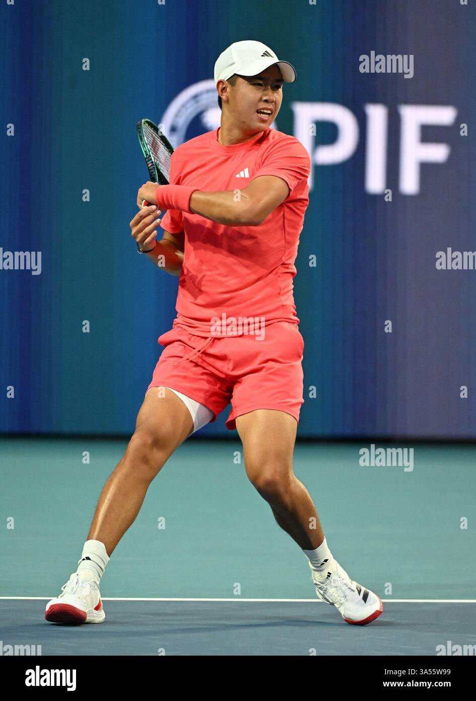 Miami Gardens FL, USA. 20th Mar, 2025. Joao Fonseca Vs Learner Tien ...