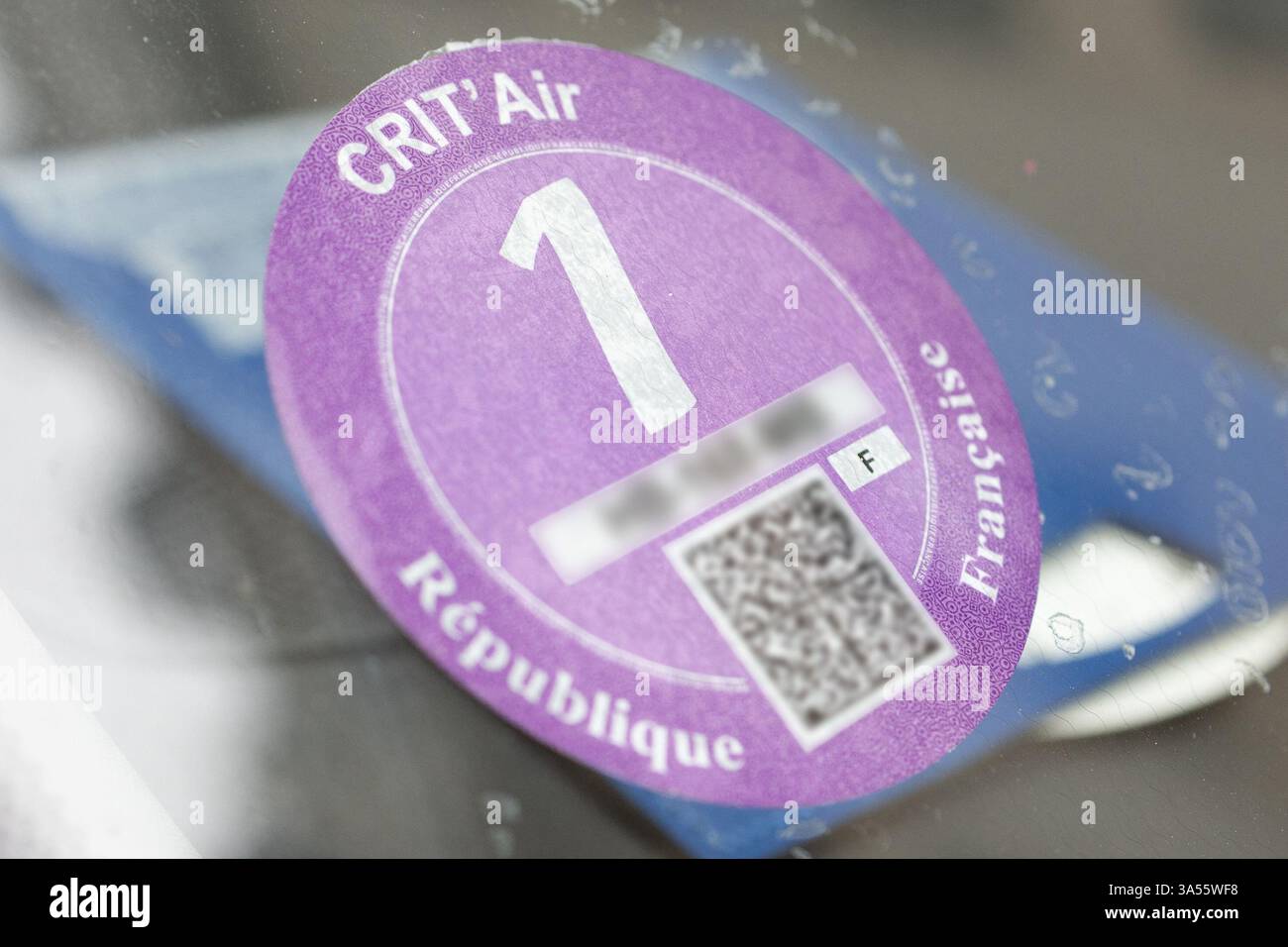 Paris, France. 21st Mar, 2025. View of the Crit Air 1 sticker, in Paris ...