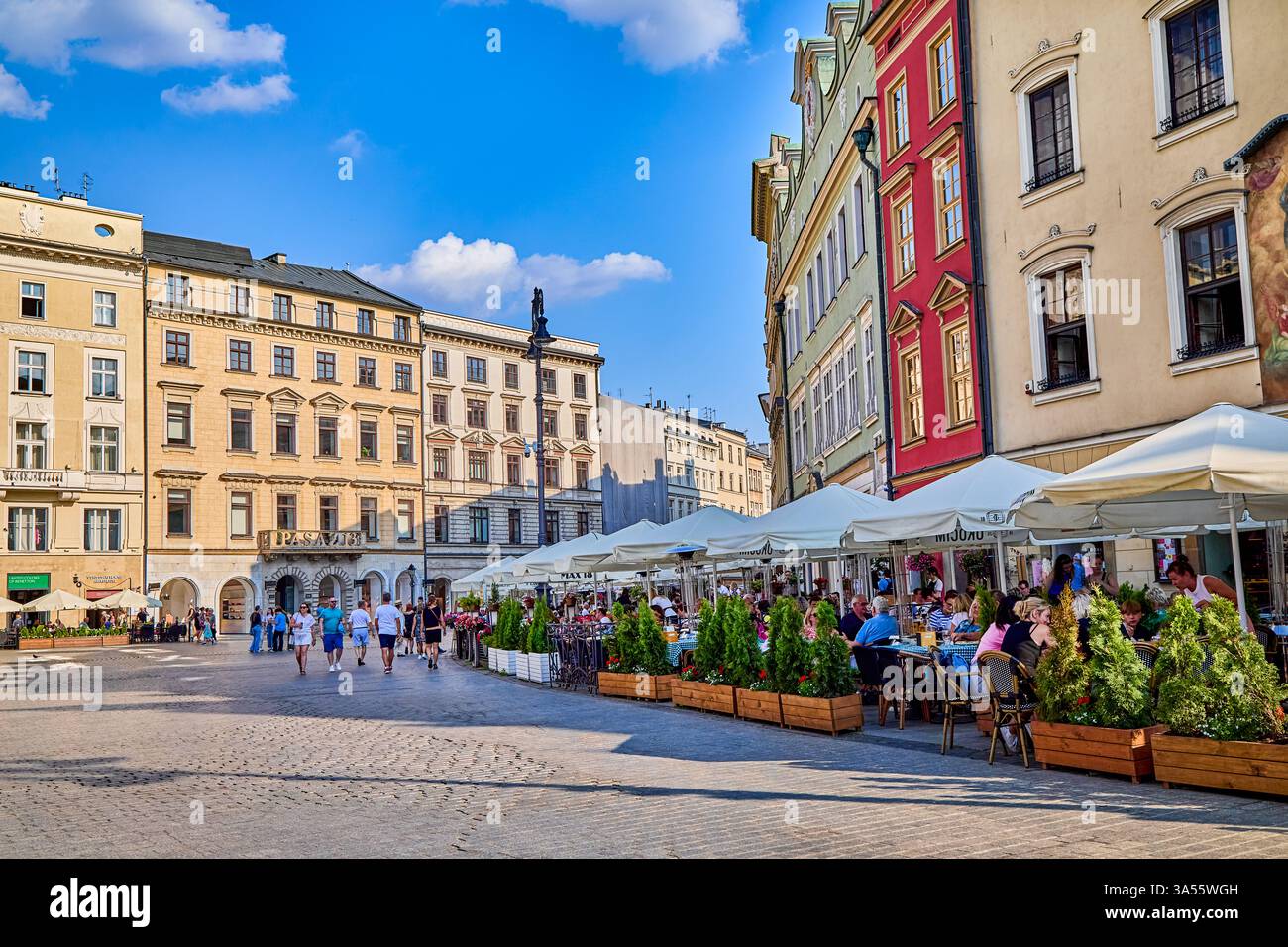 Outside street Cafe's and restaurants in the streets at the old town ...