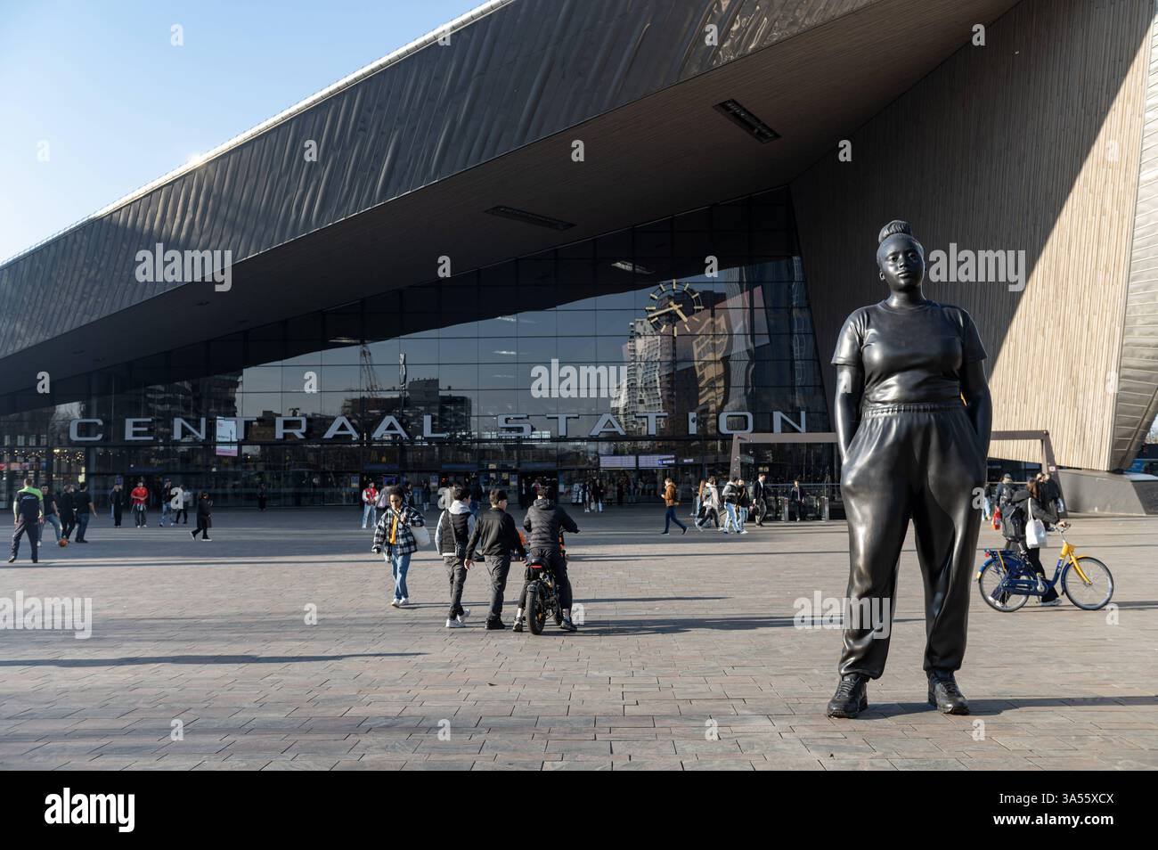 Rotterdam The Netherlands 20th March 2025 Centraal Station in Rotterdam ...