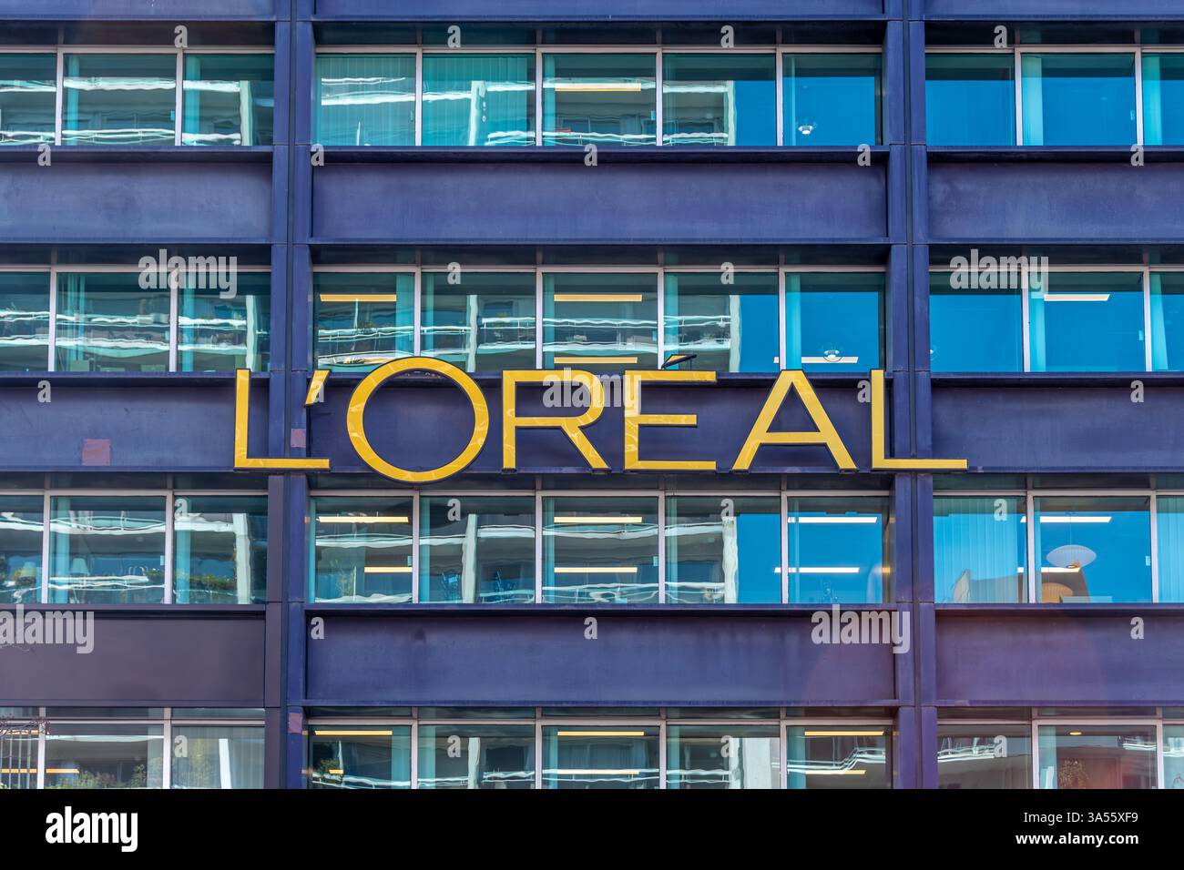 Sign and logo on the building housing L'Oréal's global headquarters. L ...