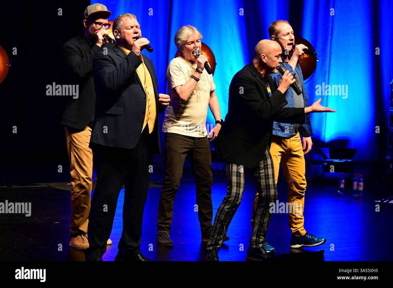 15.03.2025 xkhx Kassel, Theaterstübchen Konzert FLYING PICKETS A ...