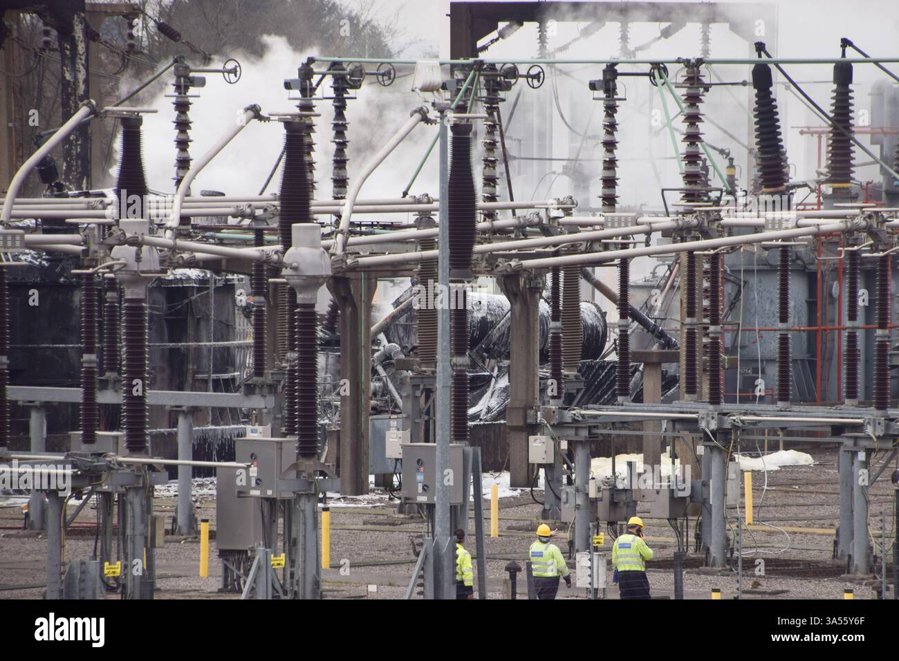 London, UK. 21st March 2025. Smoke billows after a fire broke out at ...