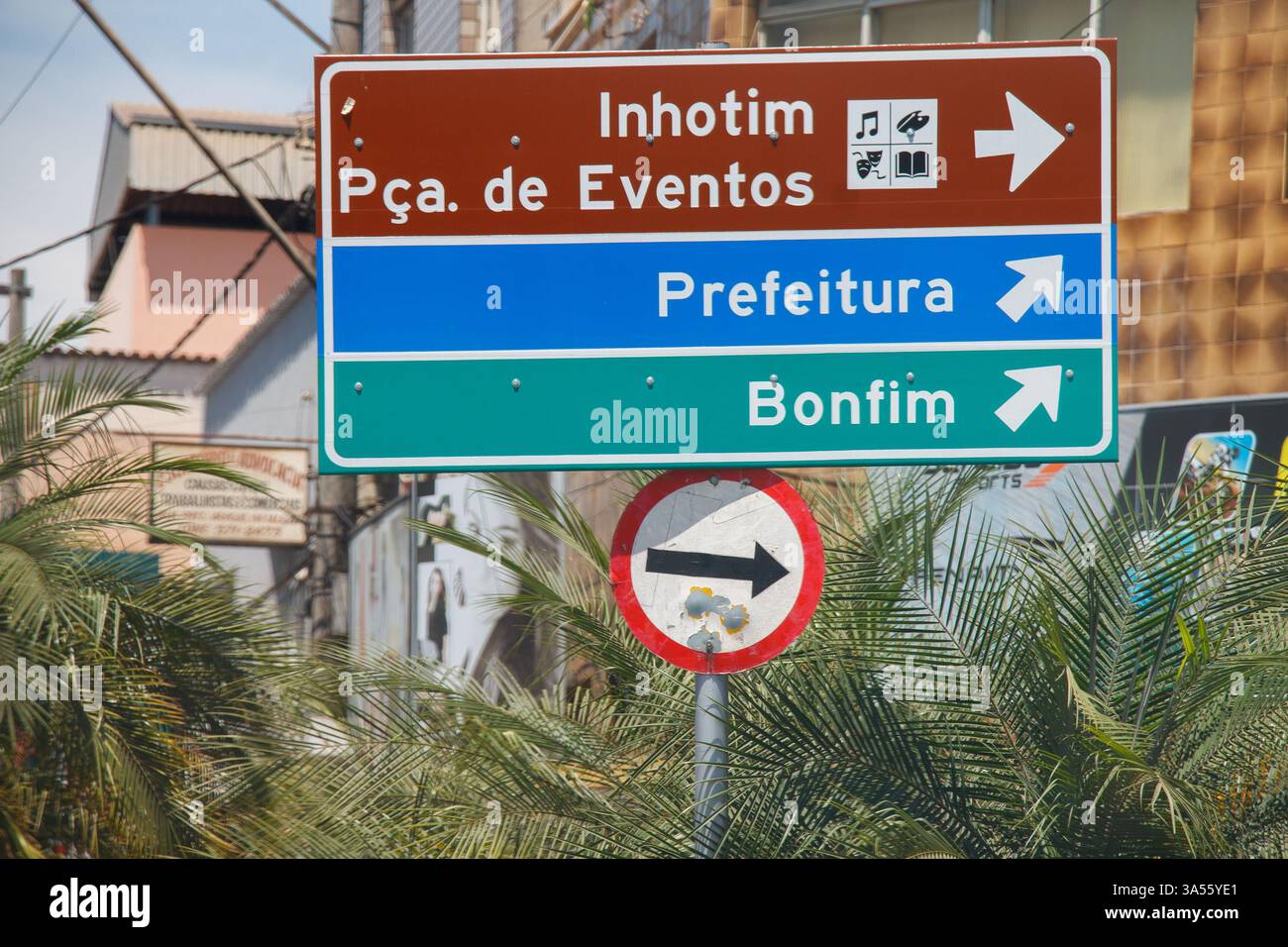 The Inhotim art museum and botanical garden road sign, Brumadinho ...