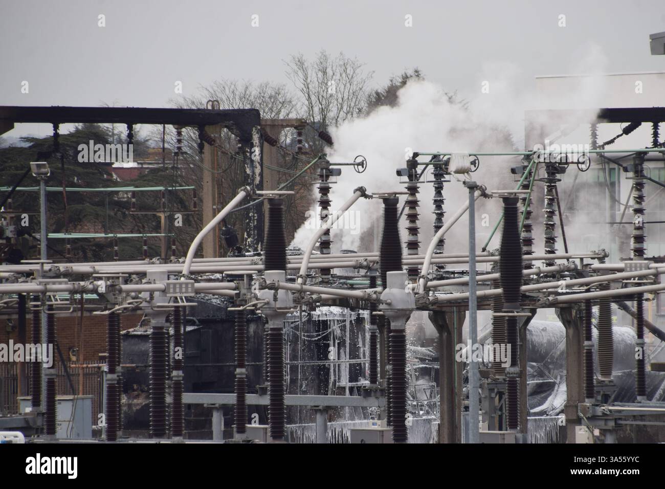 London, UK. 21st March 2025. Smoke billows after a fire broke out at ...