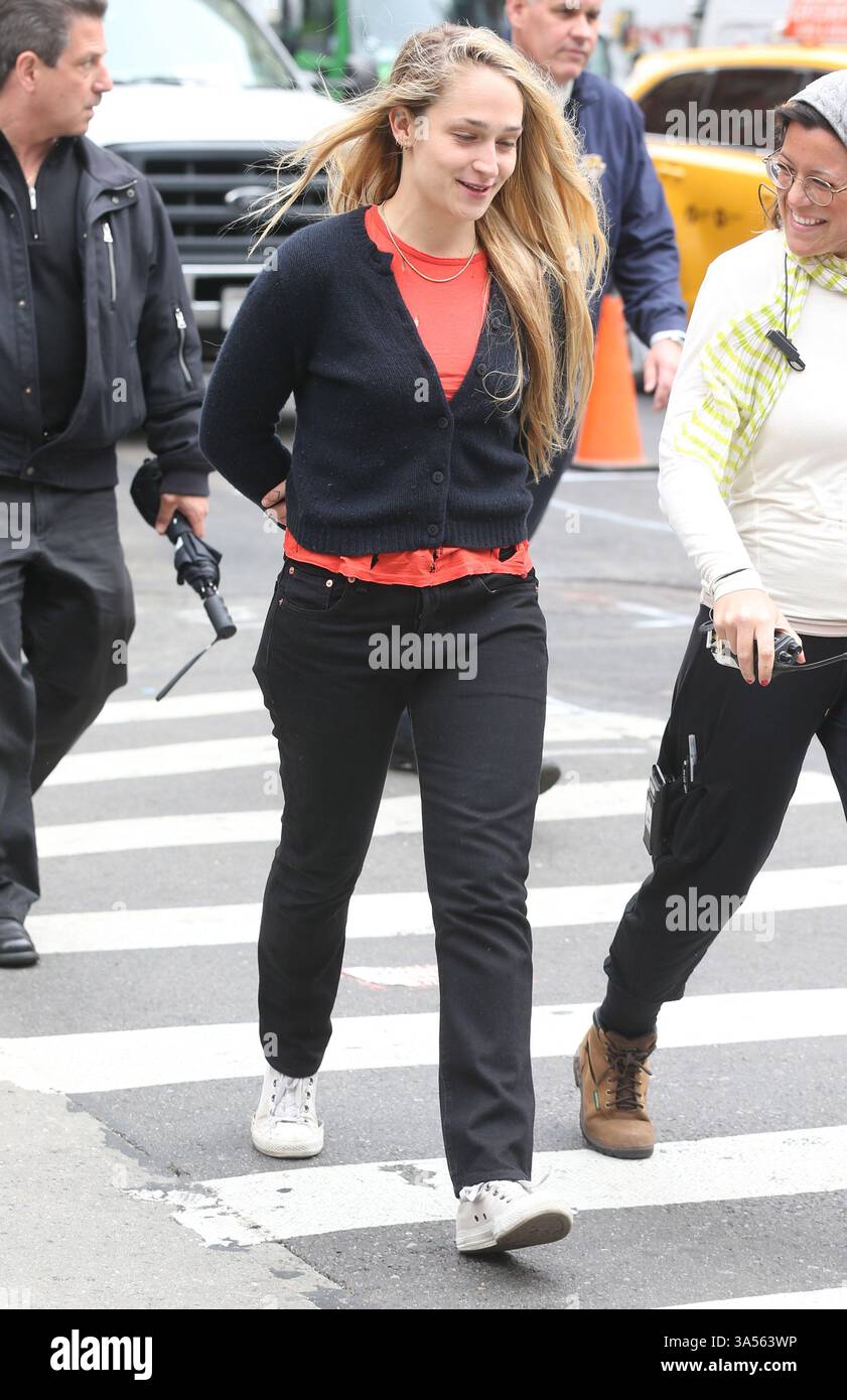 Jemima Kirke and Adam Driver on the set of 'Girls' in New York City. 21 ...