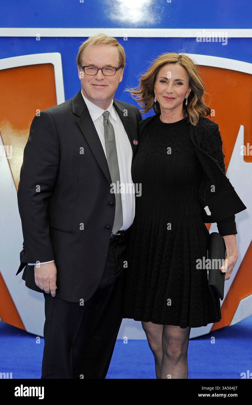 Brad bird elizabeth canney hi-res stock photography and images - Alamy