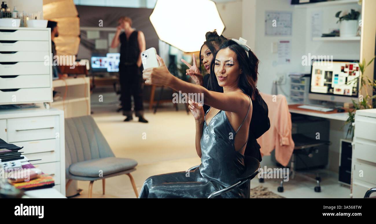 Woman, model and smile for selfie with stylist of photography, social ...