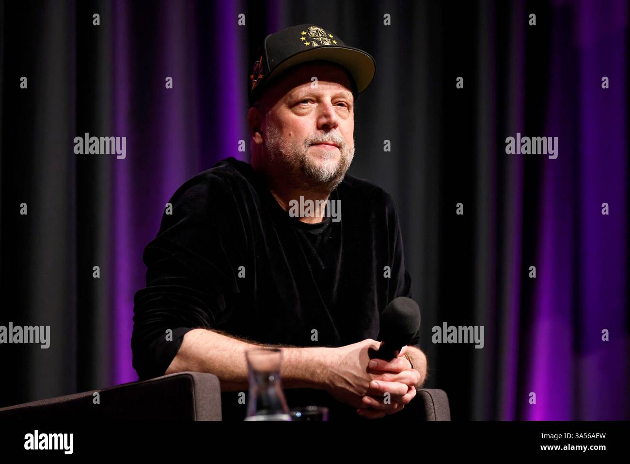 Rapper Smudo auf der Lit.Cologne 2025 Veranstaltung MfG. Mit ...