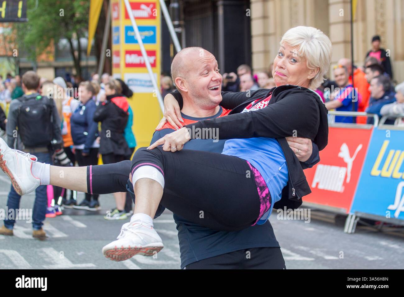 Denise Welch who was not able to run due to injury still turned up to ...